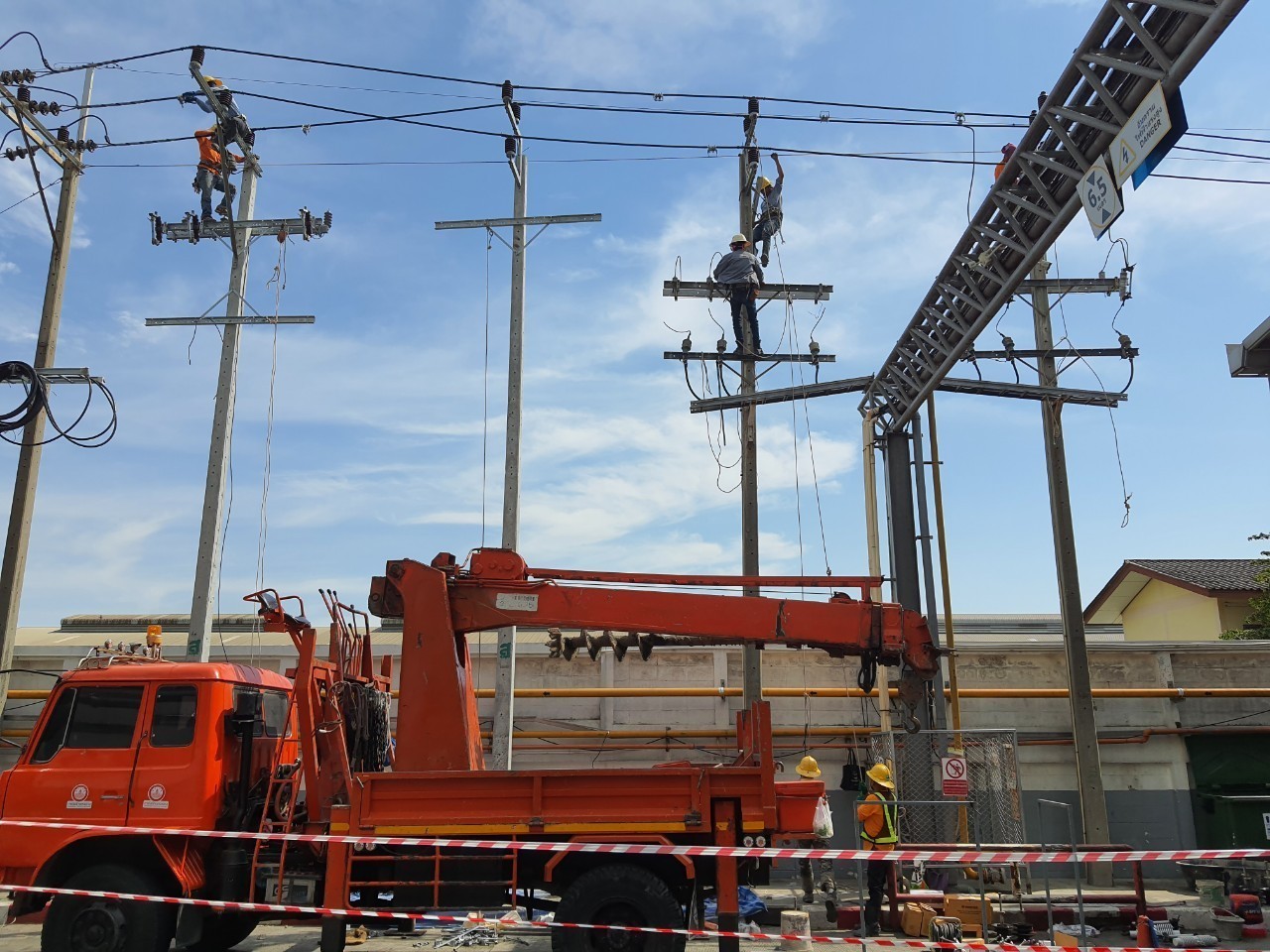 GFPT : Supply&Installed 22kV Riser Pole – TADS.co.th